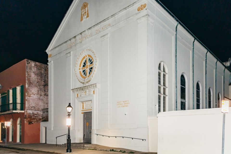 New Orleans: French Quarter Ghost and Haunted House Tour - Duration and Group Size