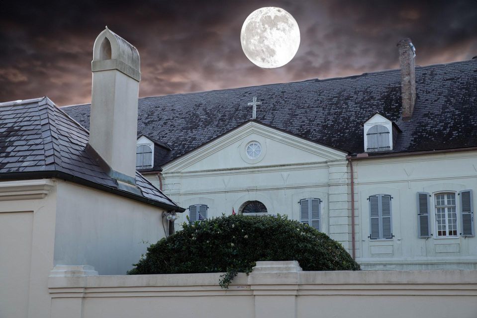 New Orleans: French Quarter, Witches, Voodoo, & Ghost Tour - Starting Point and Accessibility