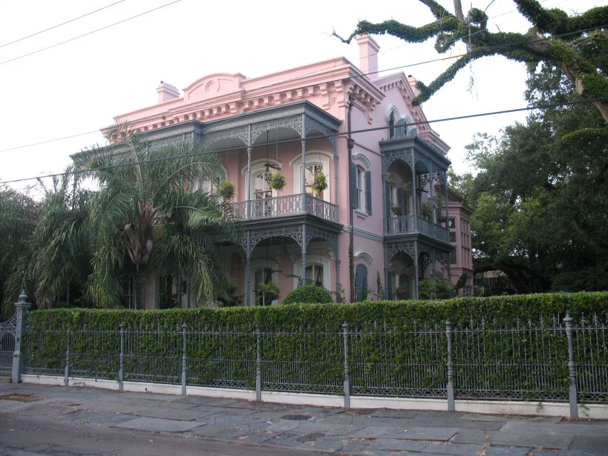 New Orleans: Garden District Walking Tour - What Makes This Tour Stand Out?