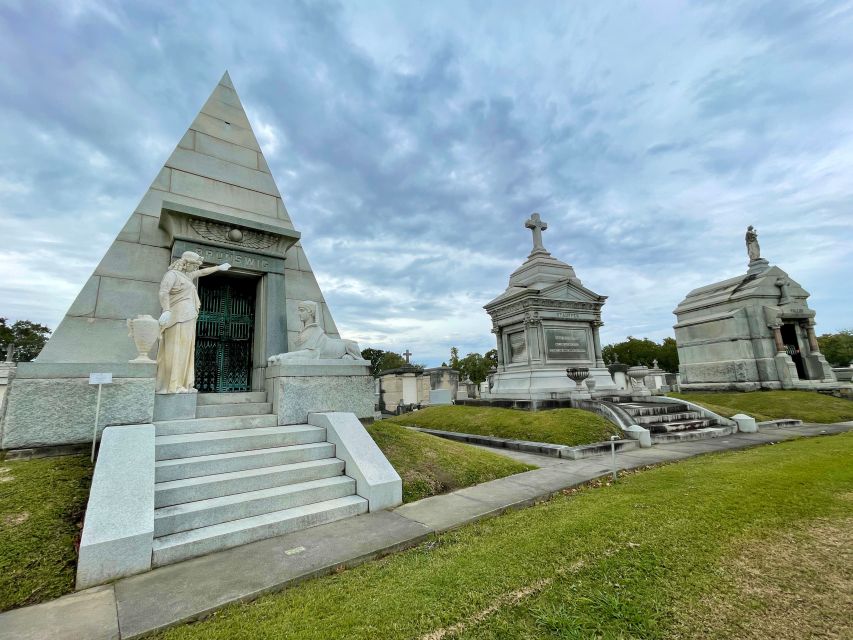 New Orleans: Millionaires Tombs of Metairie Cemetery Tour - Key Points