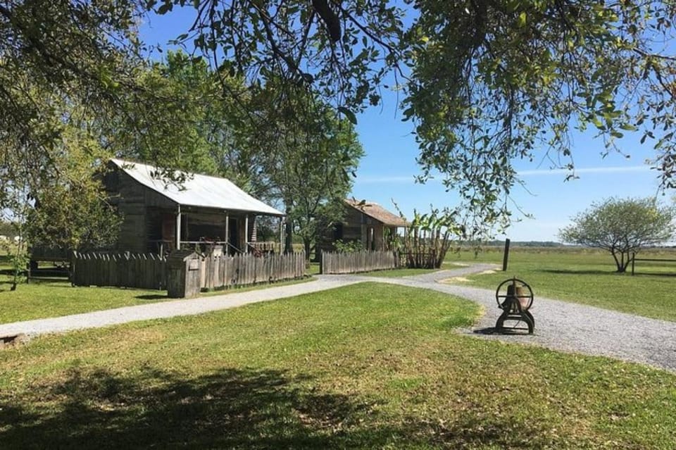 New Orleans: Oak Alley & Laura Plantation Tour w/Transport - What’s Included & What’s Not