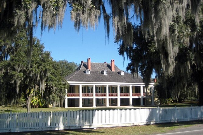 New Orleans Plantation Tour with Transportation - FAQ