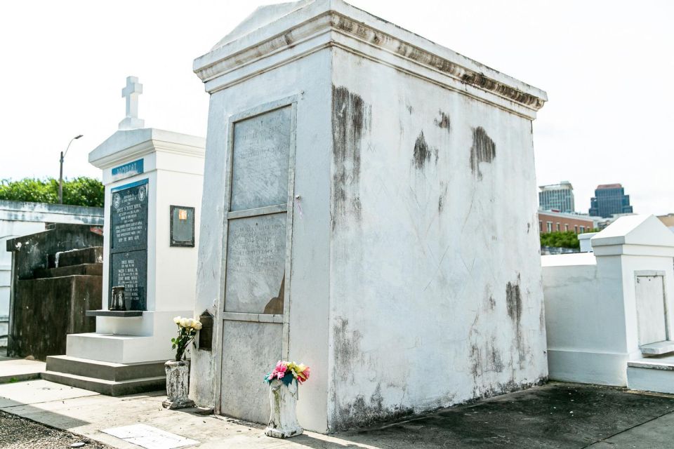 New Orleans: Walking Tour Inside St. Louis Cemetery No. 1 - Accessibility and Practical Info
