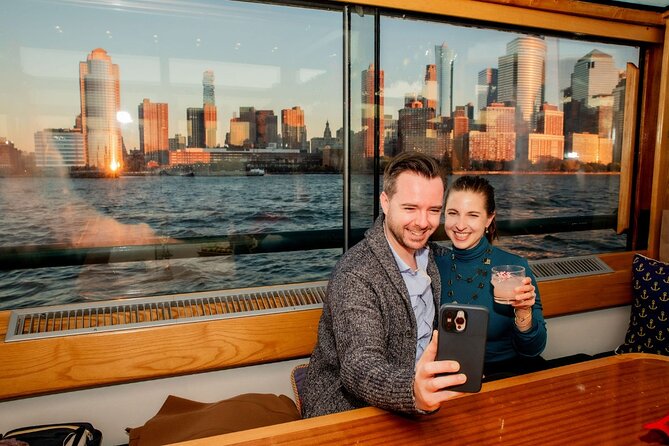 New York City Christmas Holiday Statue and Skyline Cocoa Cruise