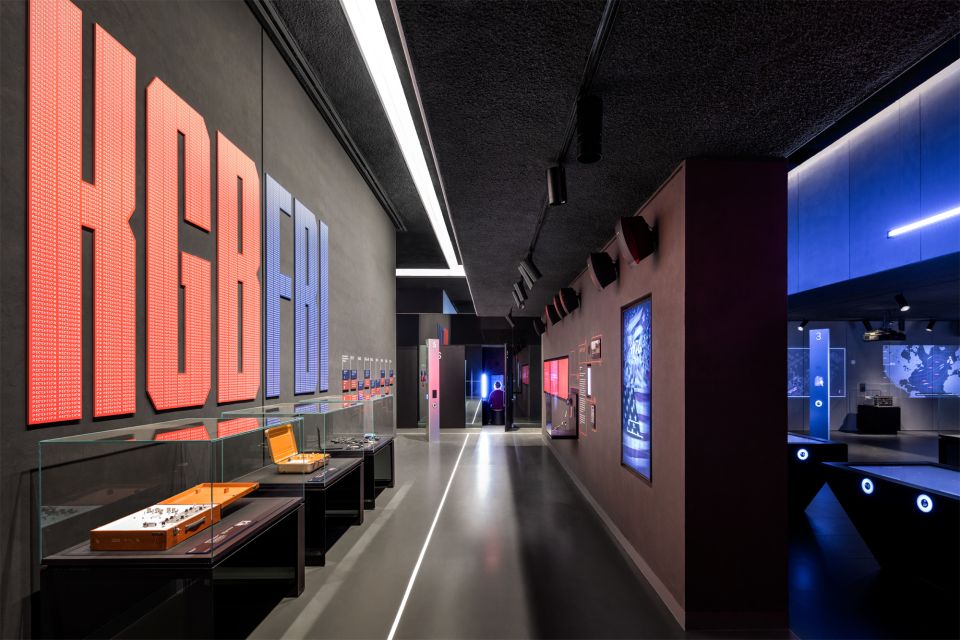 New York: SPYSCAPE Spy Museum & Experience - Who Will Love SPYSCAPE?