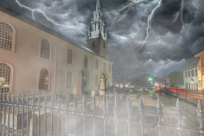 Newport Ghosts: Seaside Hauntings and Hags Tour - An Introduction to the Newport Ghost Tour Experience