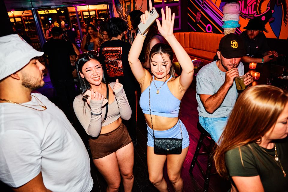 NIGHTOUT Vegas Bar Crawl - FAQ: Your Questions About the NIGHTOUT Vegas Bar Crawl