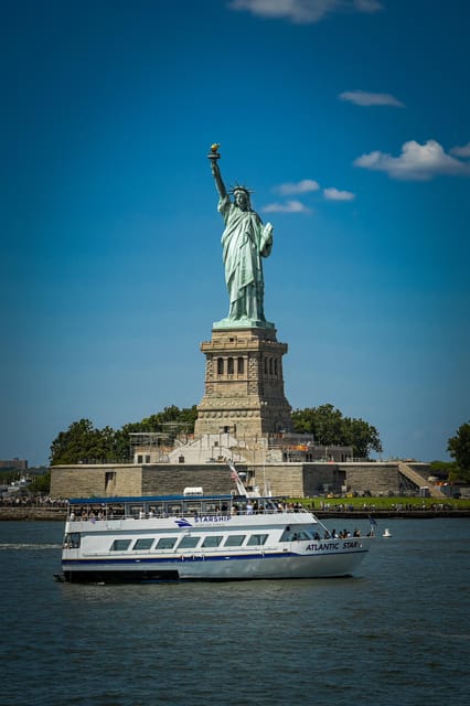 NYC: Downtown and Statue of Liberty Sightseeing Cruise