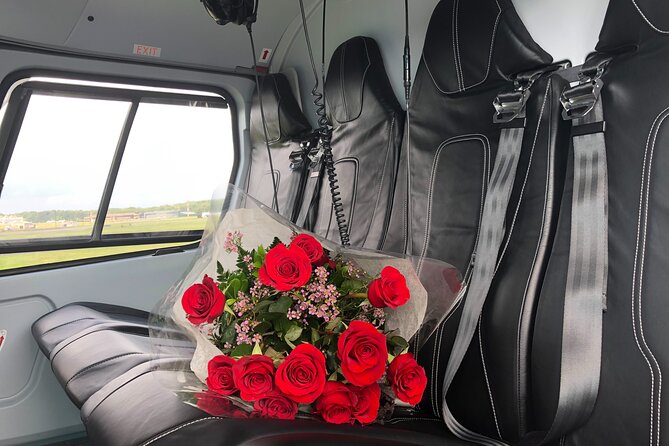 NYC Helicopter Proposal Tour with Photos and Champagne