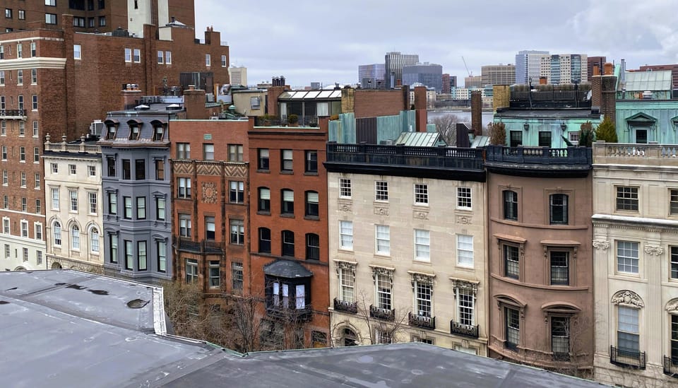 Old Boston: Beacon Hill & Back Bay Walking Tour in French - The Sum Up