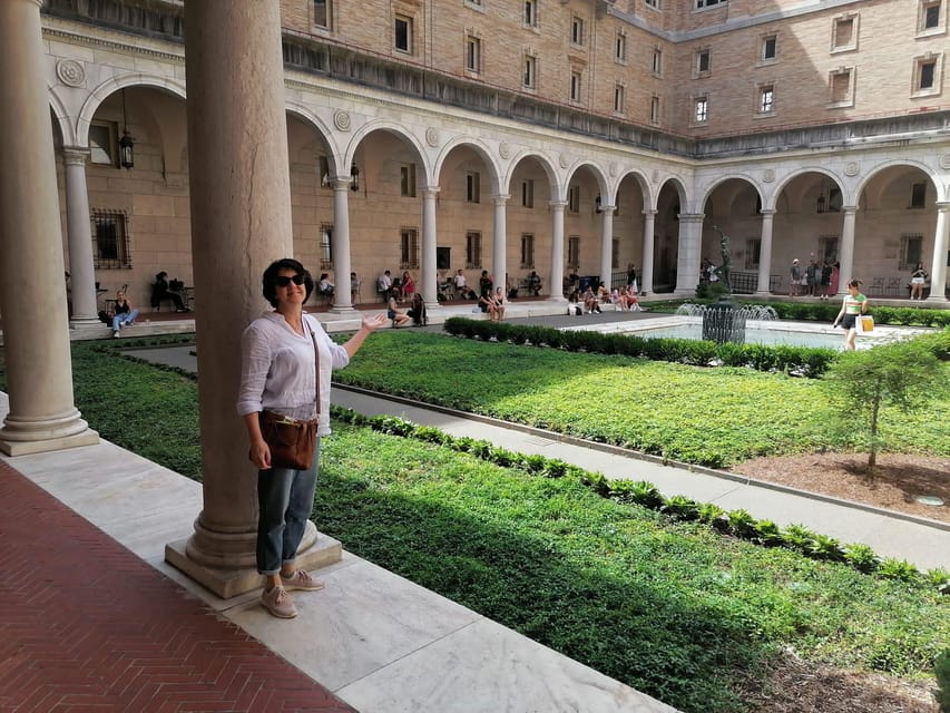 Old Boston: Beacon Hill & Back Bay Walking Tour in French - FAQ