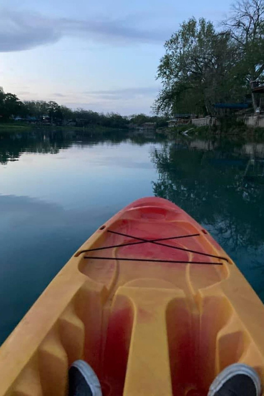 One Hour Daytime Kayak Adventure for single person