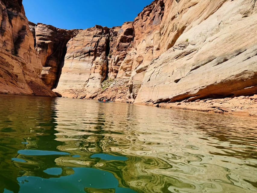 Page: Lake Powell Kayak & Water Antelope Canyon Hiking Tour