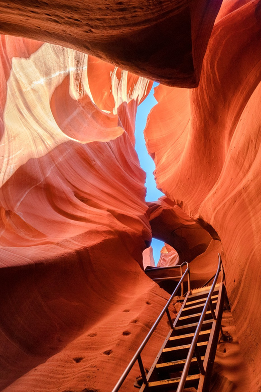 Page: Lower Antelope Canyon Prime-Time Guided Tour - A Closer Look at What to Expect