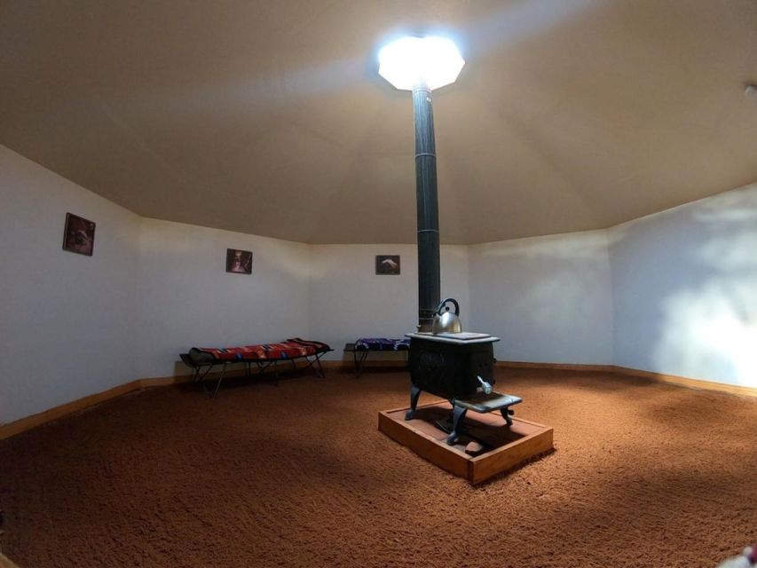 Page: Traditional Navajo Hogan Stay & Antelope Canyon Tour - Who Might Want to Consider Alternatives?