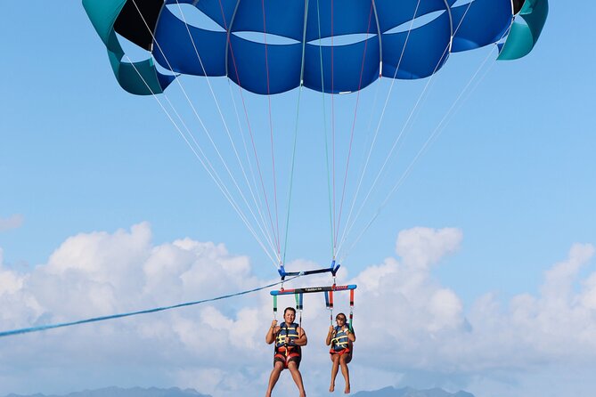 Parasailing in Waikiki from Oahu Hawaii - Why This Tour Is Worth It