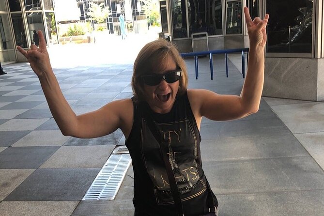 Participate in a Fun Scavenger Hunt in Los Angeles by Wacky Walks - Key Points