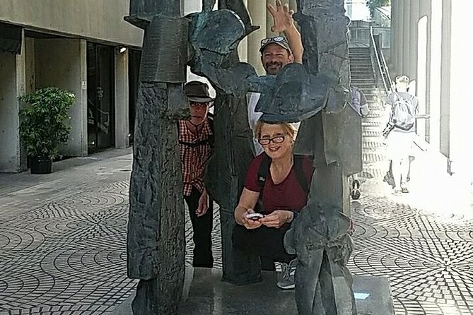 Participate in a Fun Scavenger Hunt in Santa Fe by Wacky Walks - Who Would Love This Experience?