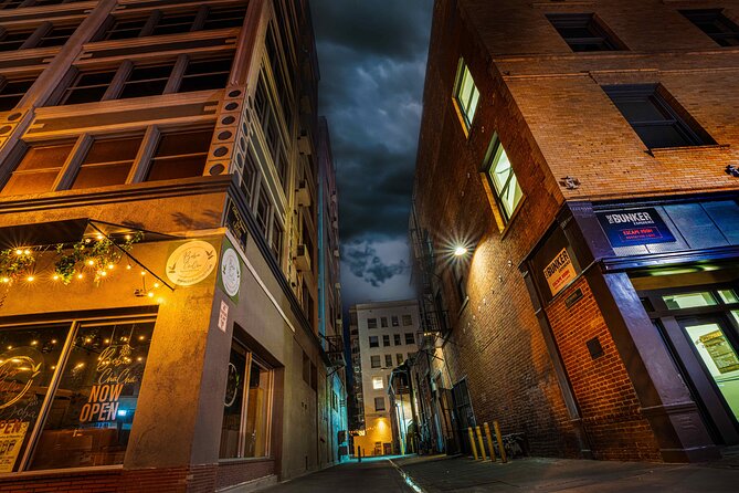 Pasadena Ghosts Haunted Walking Tour By US Ghost Adventures - Key Points