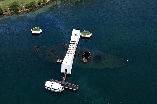 Pearl Harbor & Mini Circle Island Tour from Waikiki - A Deep Dive into the Pearl Harbor & Mini Circle Island Tour
