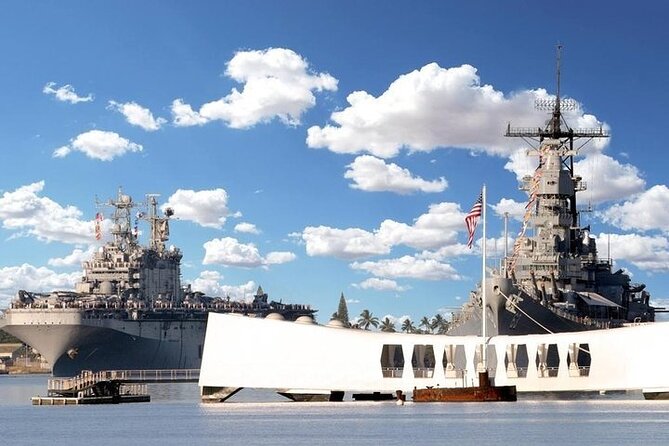 Pearl Harbor Tour (Guaranteed USS Arizona admission) - Who is this tour best suited for?