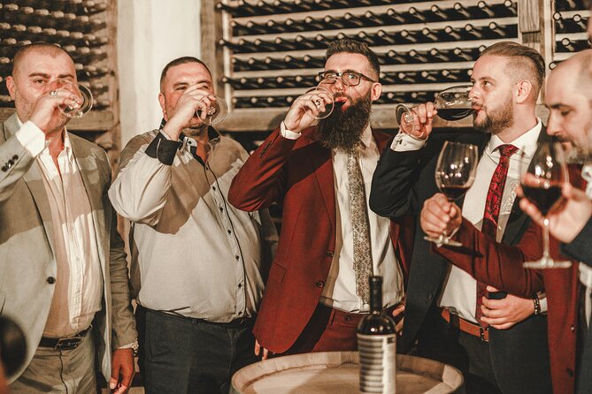 Pensacola Wedding Crashers Bridal Party Tour & Scavenger Hunt - Who Is This Tour Best For?