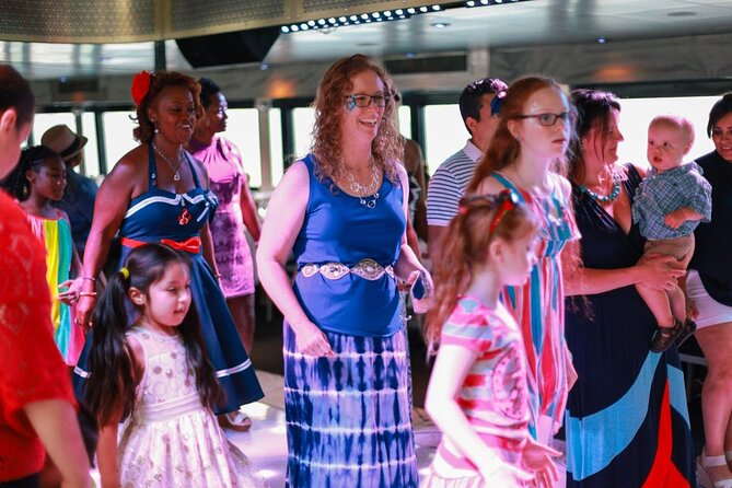 Philadelphia 2-Hour Brunch Cruise on the Delaware River