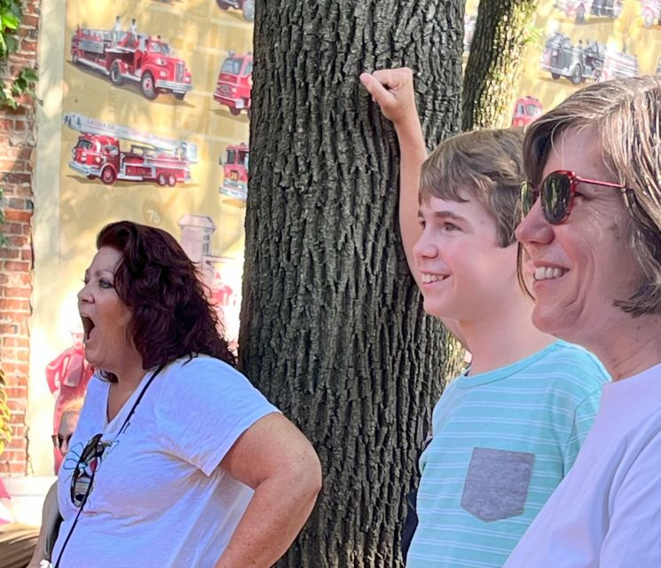 Philadelphia: Comedy Magic Walking Tour with a Guide - An In-Depth Look at the Tour Experience