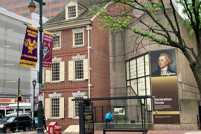 Philadelphia - Freedom: At your leisure & pace. An audiovisual walking tour. - Why This Tour Works Well for Different Travelers