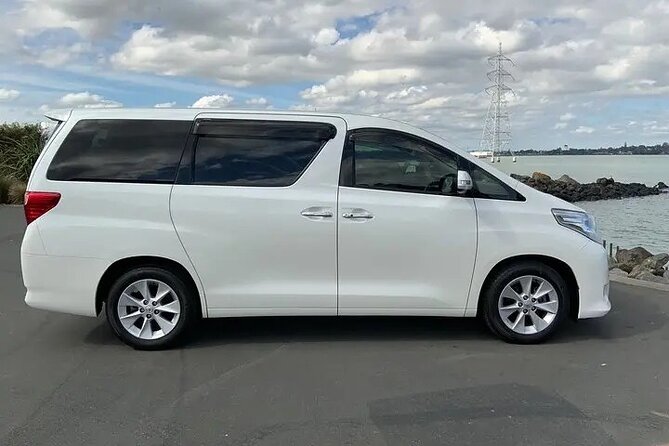 Philadelphia to New York Airport (LGA) Departure Transfer - Who Would Benefit Most?