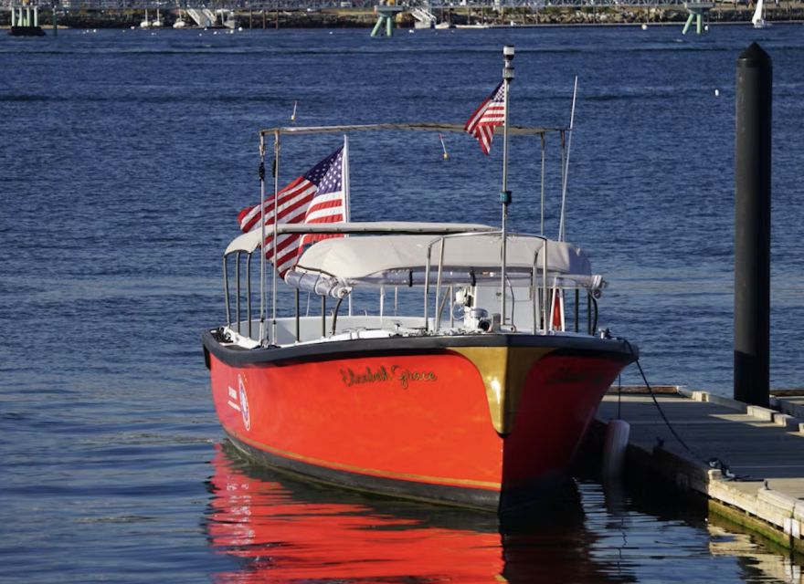 Portland: Maine Lighthouses Sightseeing Cruise with Drinks