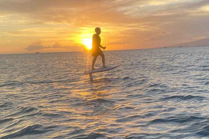 Premium eFoil Lesson near Waikiki - Introduction