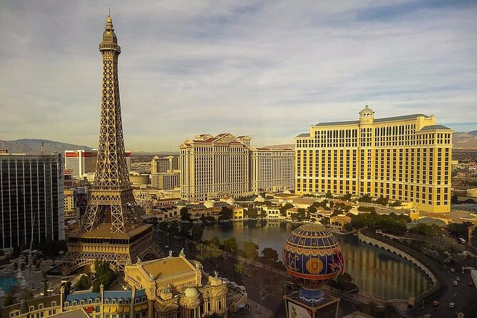 Private 3-Hour Walking Tour of the Las Vegas Strip with Licensed Tour Guide - Walk Through the Itinerary — What to Expect at Each Stop  