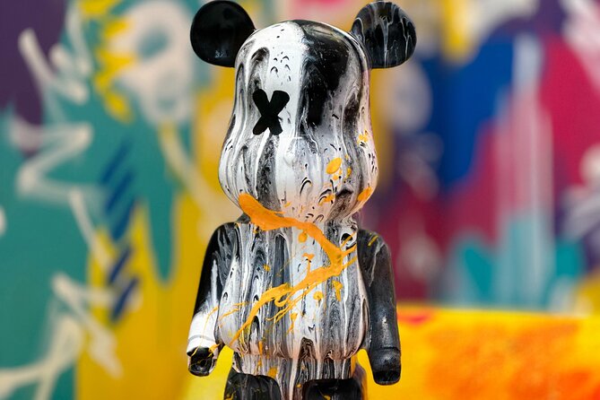 Private Bear Painting Class in Chicago - Key Points