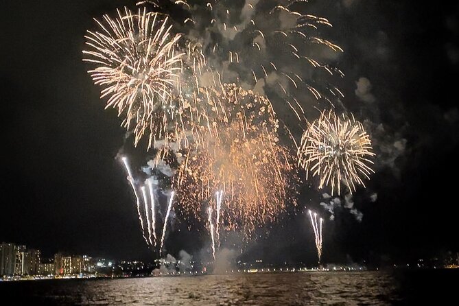 Private Boat and Fireworks Cruise in Waikiki - Pricing & Value Analysis