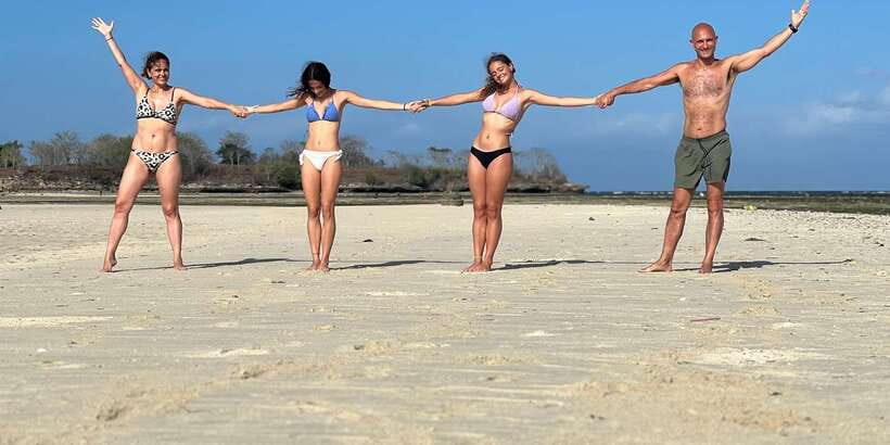 Private day tour to pink beach-sand island-gili petelu - Authentic Experiences and Reviewer Insights