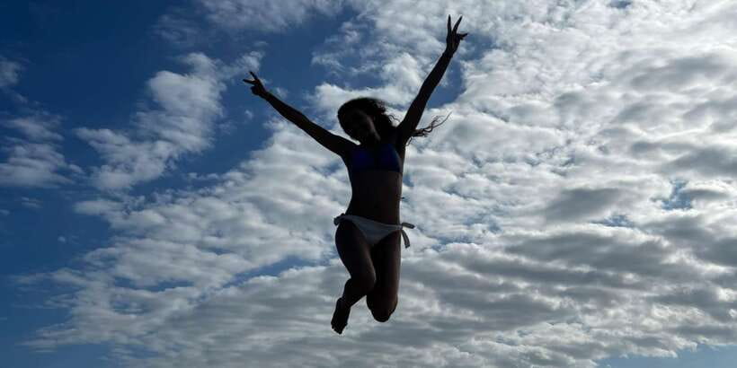 Private day tour to pink beach-sand island-gili petelu - The Sum Up