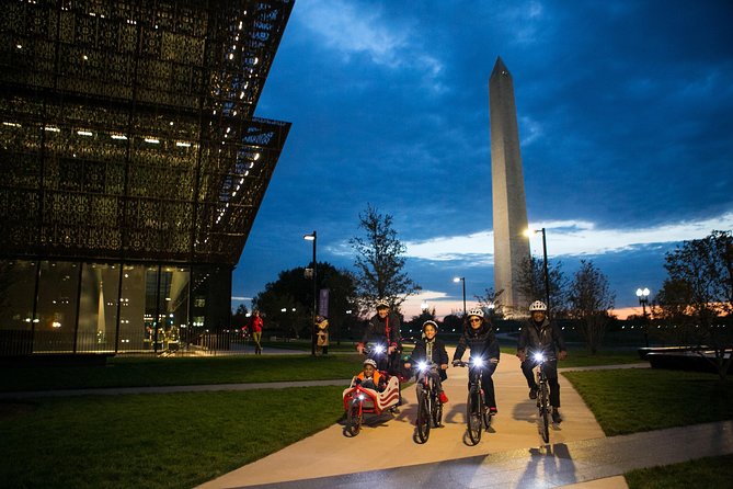 Private DC Monuments at Night Bike Tour - A Closer Look at the DC Monuments at Night Bike Tour