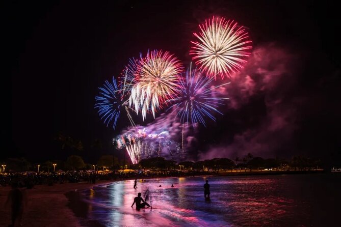 Private Friday Night Fireworks Charter (Kewalo Harbor) - The Itinerary in Detail