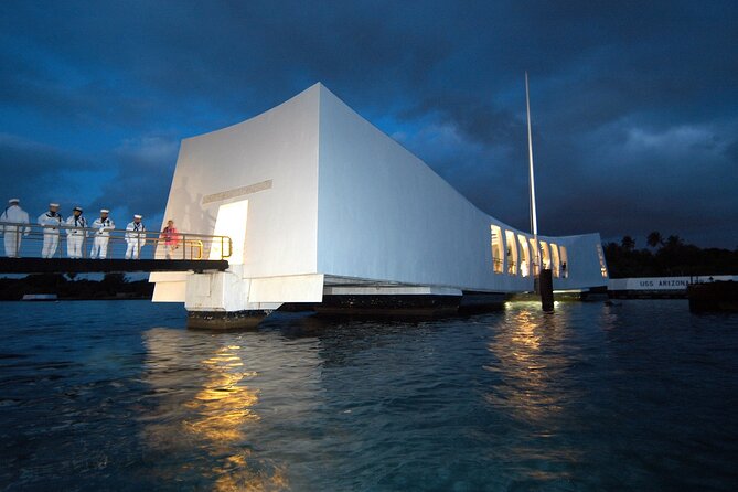 Private "Limousine" USS Arizona Memorial & Cultural Honolulu Tour - Deep Dive into the Itinerary