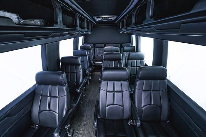Private Minibus Round Trip Honolulu Airport HNL to/from Honolulu - The Experience in Detail