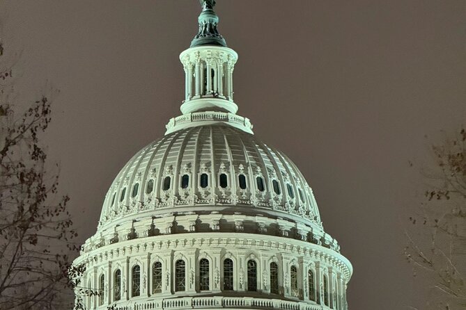 Private Monuments At Night Tour - An In-Depth Look at the Washington DC Night Tour  