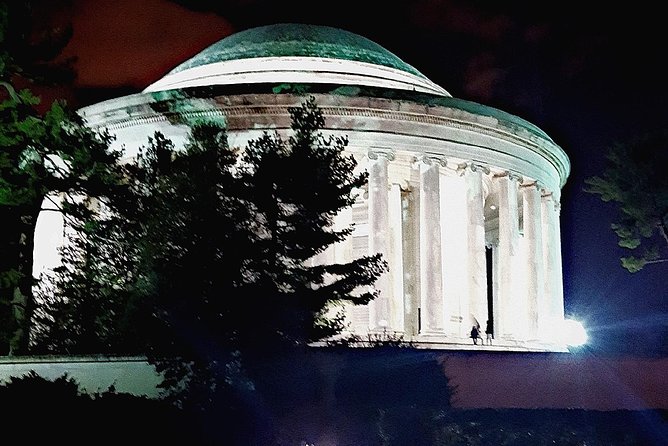 Private Night-Time Monuments Tour of DC for up to 10 Guests - Practical Tips for Your Night Tour