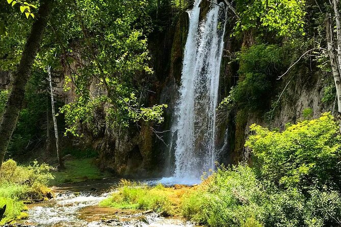 Private Northern Hills Tour including Spearfish Canyon, Deadwood - What Travelers Can Expect in Terms of Logistics