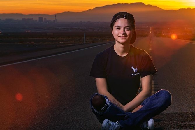 Private Photo Session with a Local Photographer in Las Vegas - Key Points