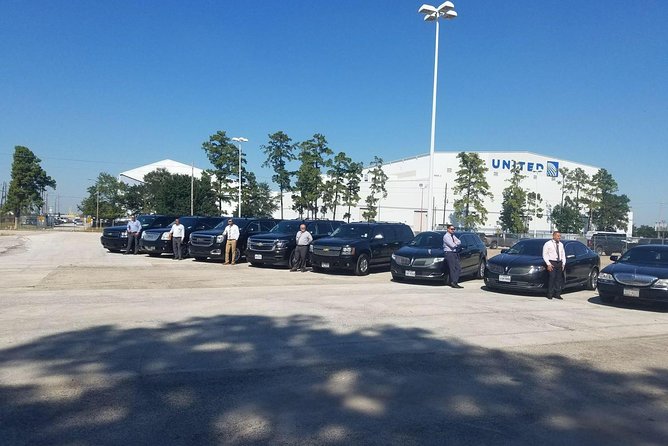 Private Shuttle Hobby Airport to Galveston for Up to 10 Travelers