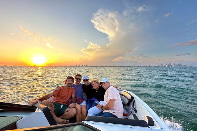 Private Sunset boat Cruise in Miami with Champagne by "The Cleat" - Who Should Consider This Experience?