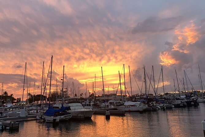 Private Sunset Boat Cruise in Waikiki Honolulu - Practical Tips for Your Sunset Cruise