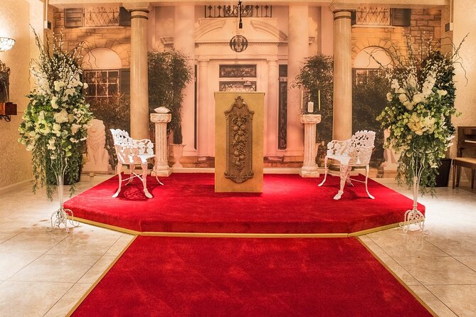 Private Tour by Limousine of Las Vegas' Chapel Row - Who Should Consider This Tour?