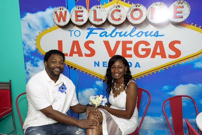 Private Tour by Limousine of Las Vegas' Chapel Row - FAQ